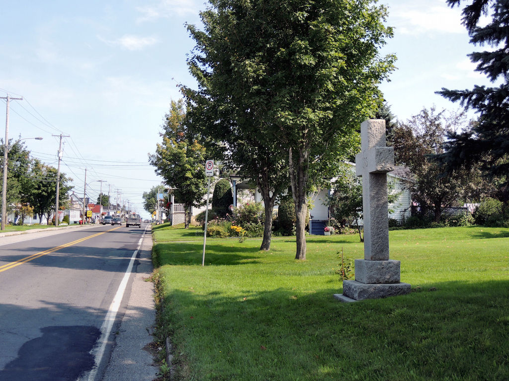 Lambton et Senneterre » Les croix de chemin au Québec