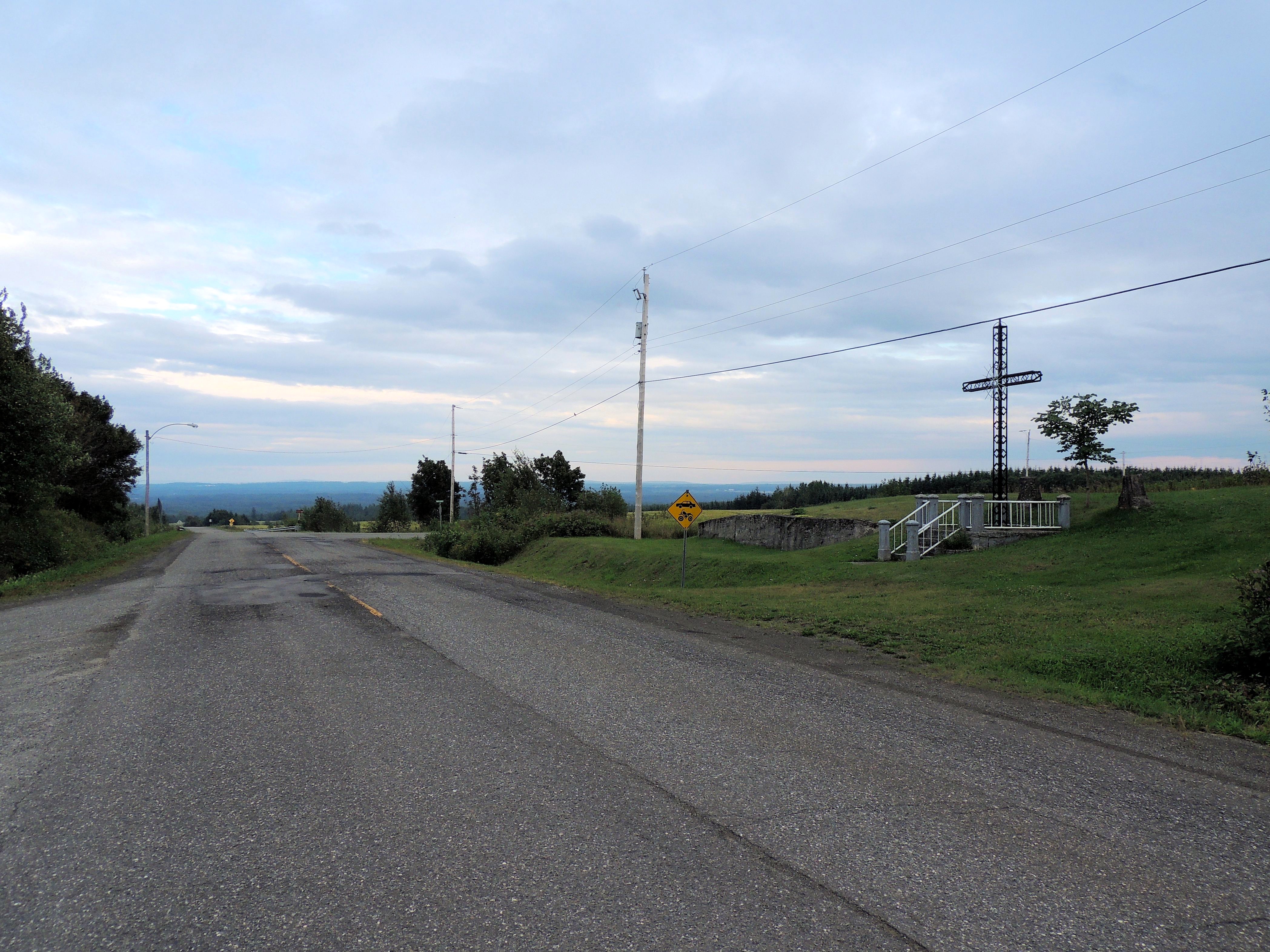 Saint-Éloi » Les croix de chemin au Québec