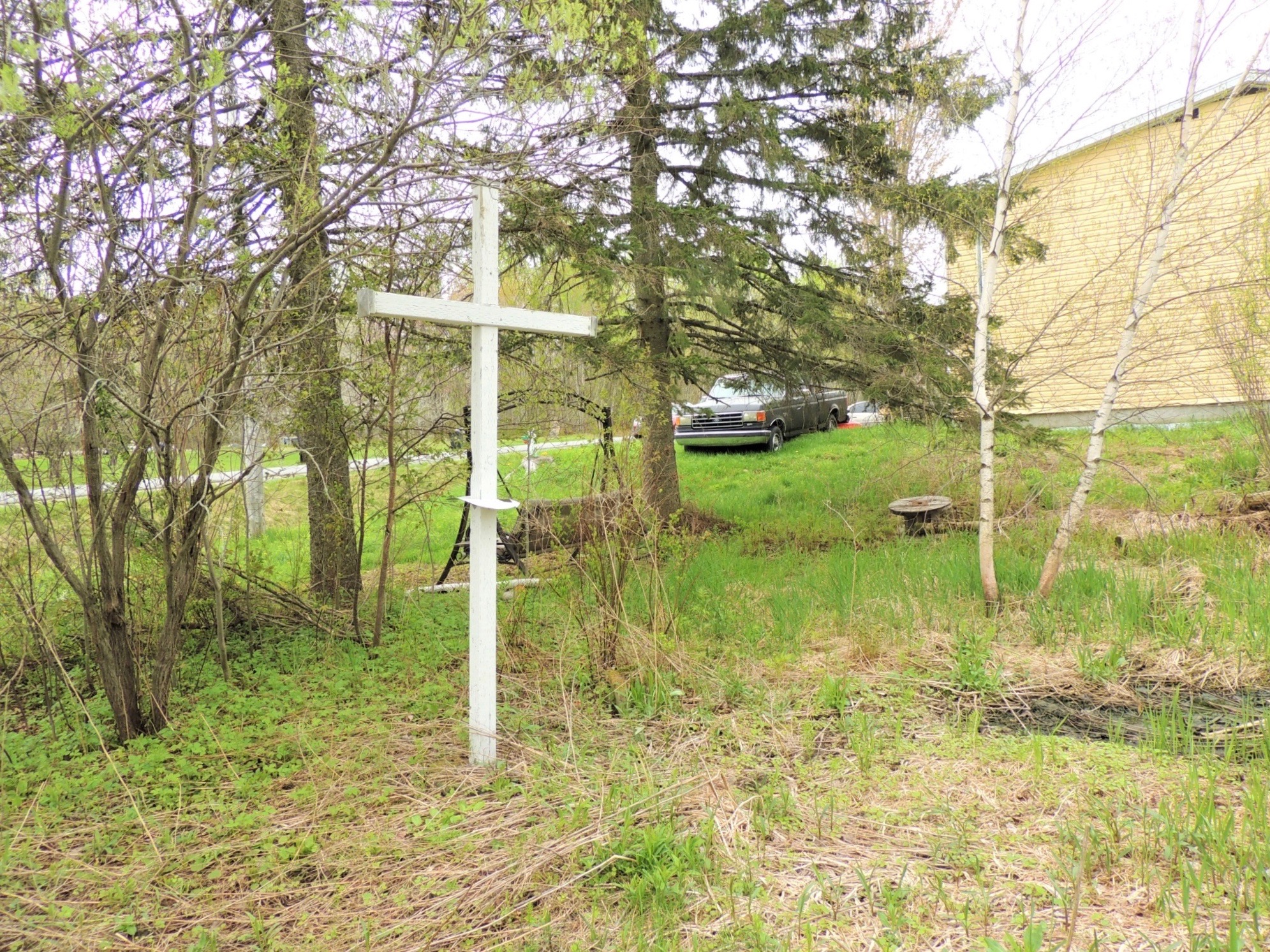 Une nouveauté et des reprises à Manseau » Les croix de chemin au Québec