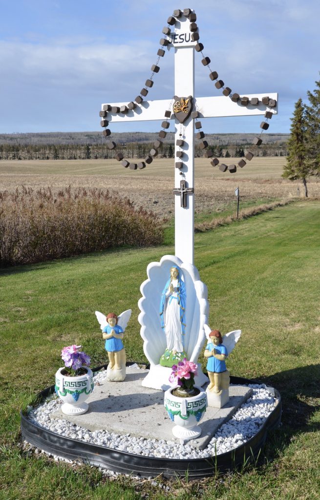 Une 9e croix à Saint-Prime » Les croix de chemin au Québec